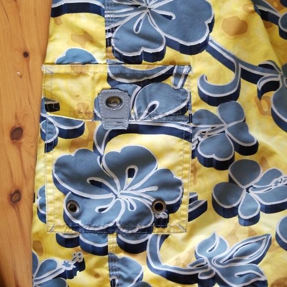 Quiksilver | Swim | Mens Quicksilver Board Short M34 | Poshmark